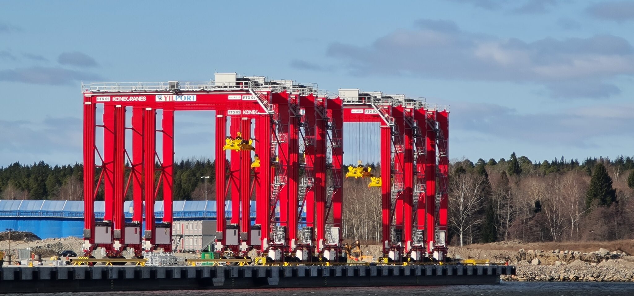 The Vessel Symphony Sky at Port of GAVLE - Project Cargo Weekly