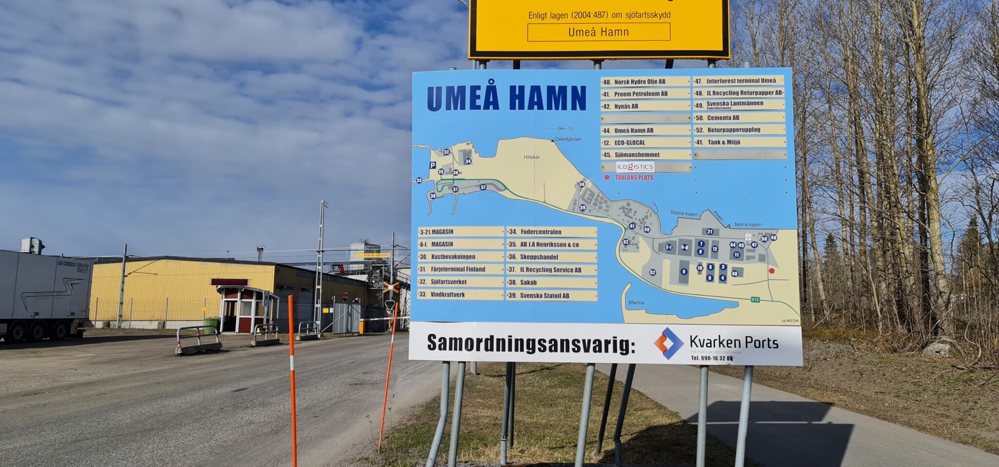 Port of Umeå and the ferry approaching Vaasa - Project Cargo Weekly