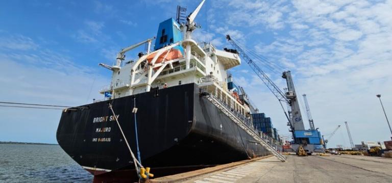 mv Bright Sky Voyage - Maputo to Durban - Project Cargo Weekly
